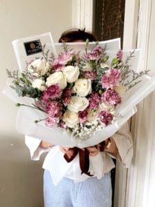 Makna Warna Bunga Anyelir: Simbolisme & Pesan di Baliknya